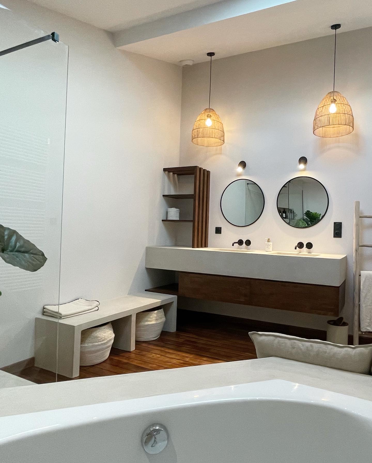 SALLE DE BAIN STYLE BALI . 2022 – ATELIER DESIGN BAÏNE